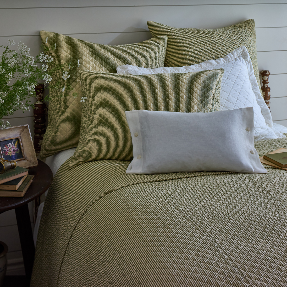Farmhouse Moss Quilt - Taylor Linens